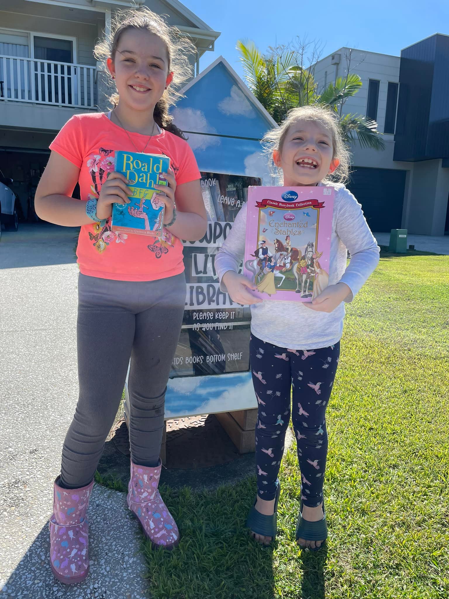 Books! And how to find them on the road – Knee Deep Travels